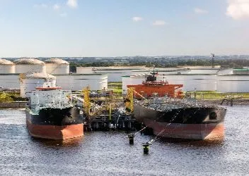 Safe mooring advisory services for compliance and risk management